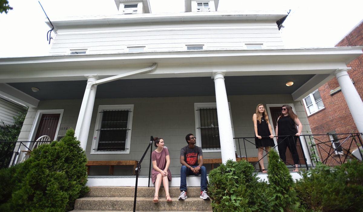 Off-Campus Housing - Housing Services - Student Affairs - Catholic ...
